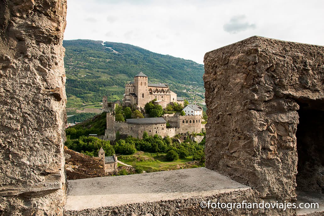 Qué ver en Sion, una ciudad medieval a los pies de los Alpes